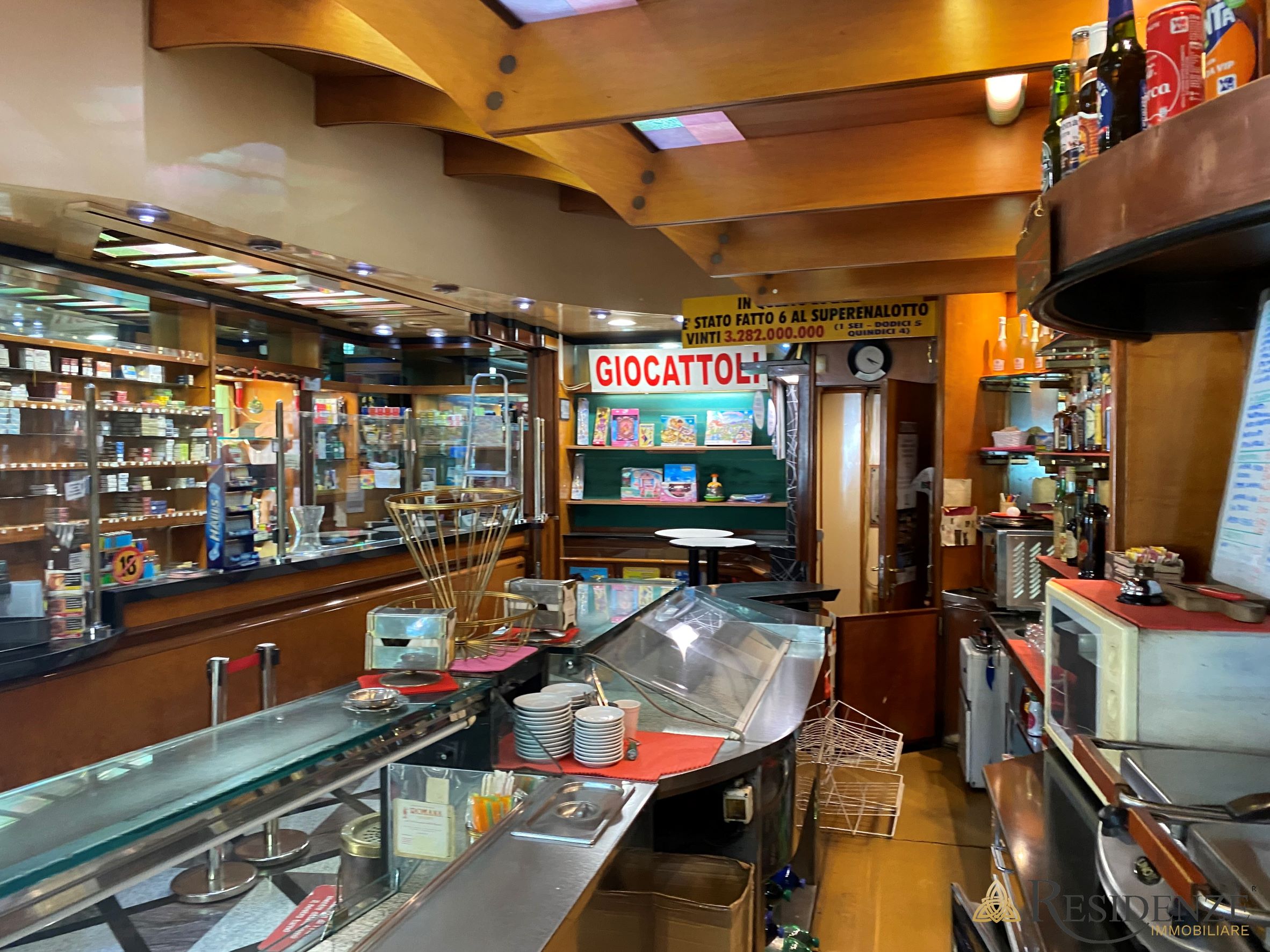 Vendita Mura e Licenze Attività Bar e Tabacchi, Prati, Roma Centro - Residenze Immobiliare